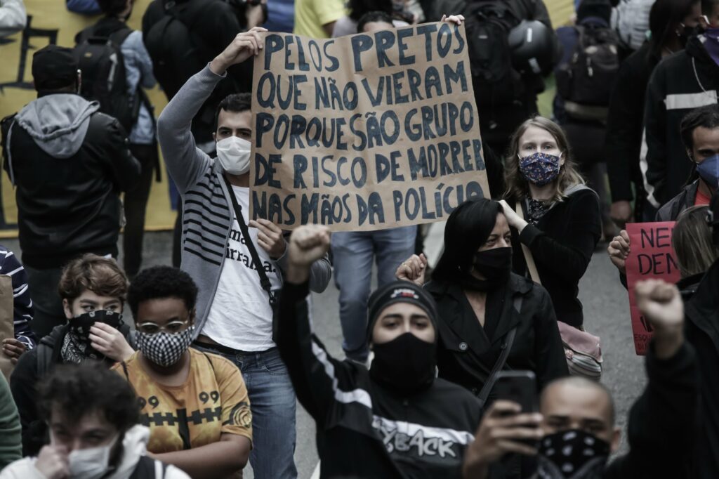 Manifestações de Oposição - Diário de Tempos Estranhos